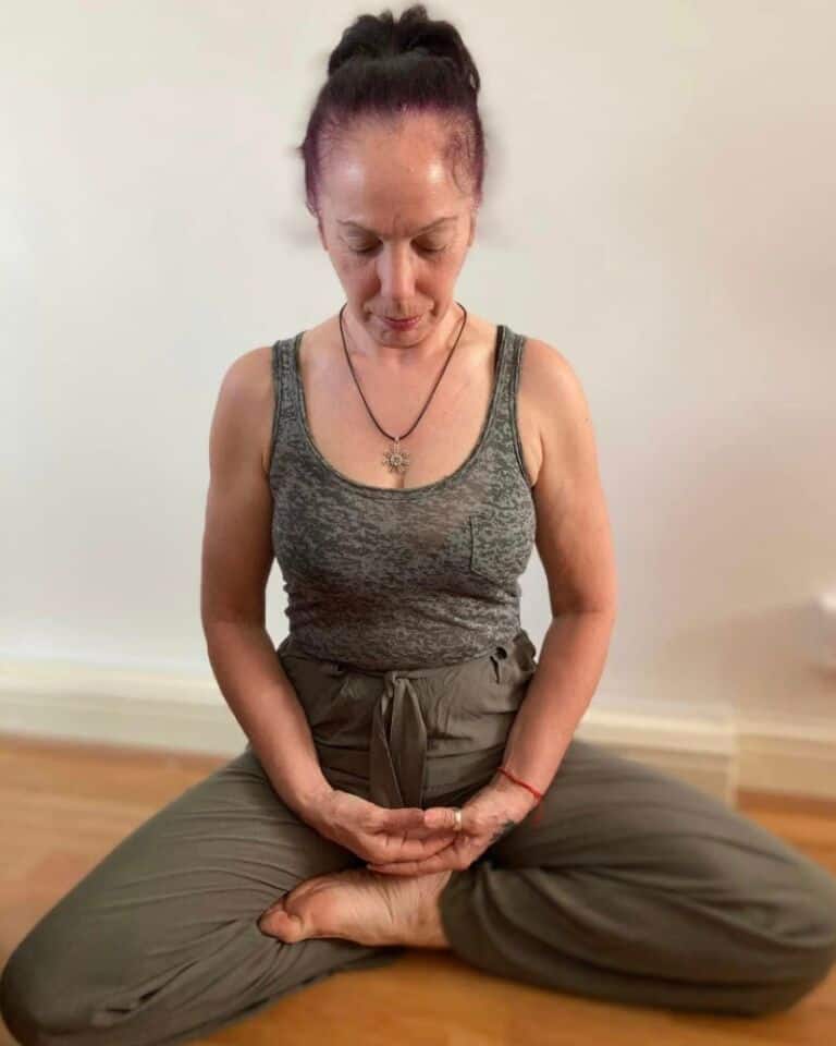 Pranayama Breathing Classes in North London | Yoga with Deni